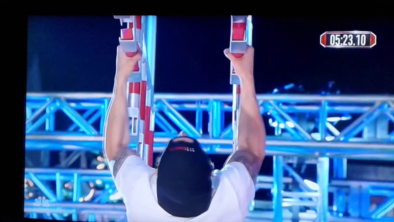 American ninja warrior flip rodriguez 2018 - YouTube