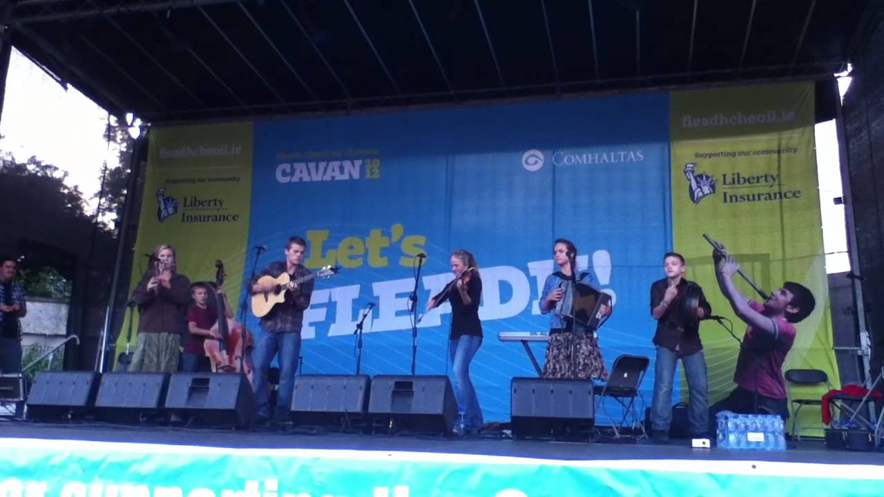 Cavan Fleadh Cheoil The Willis Clan Texas USA - YouTube