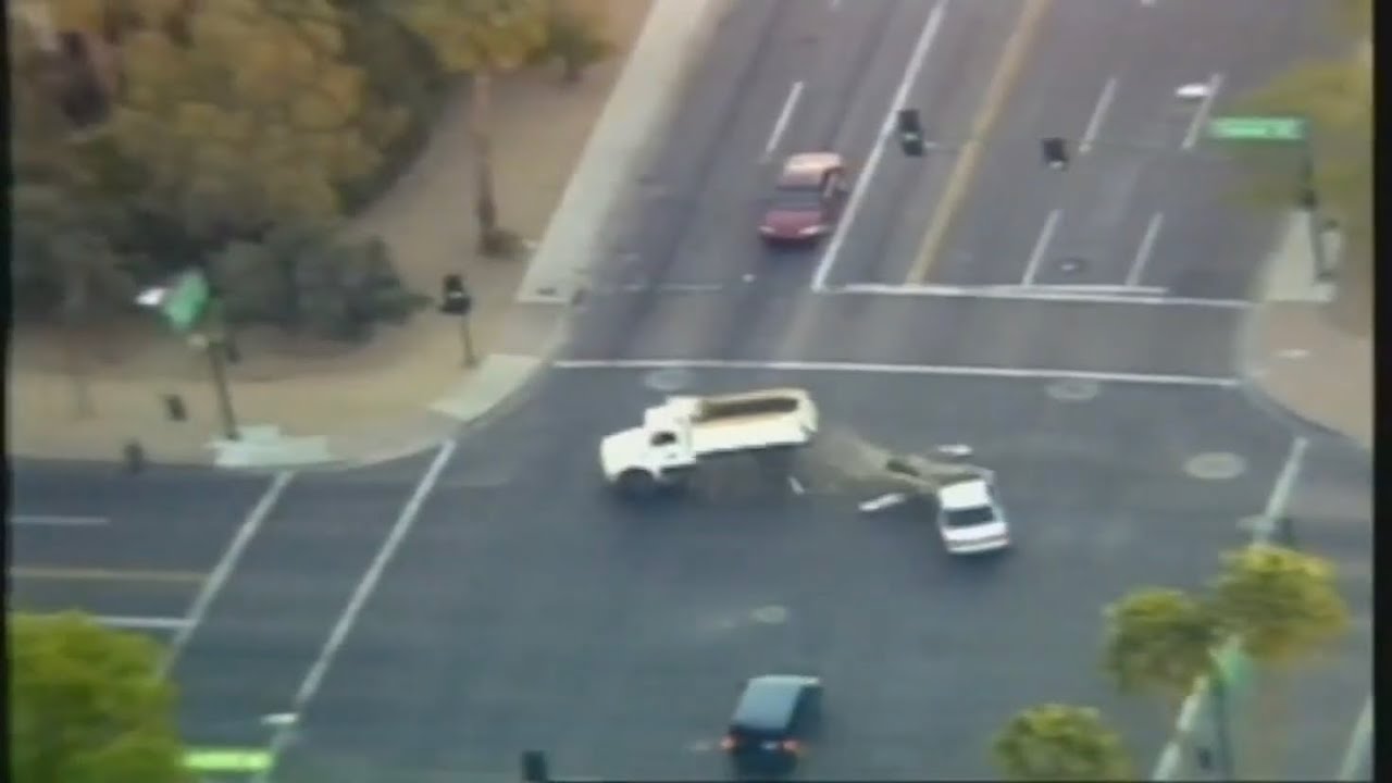 Police Chase In Phoenix, Arizona, March 20, 2002 - YouTube
