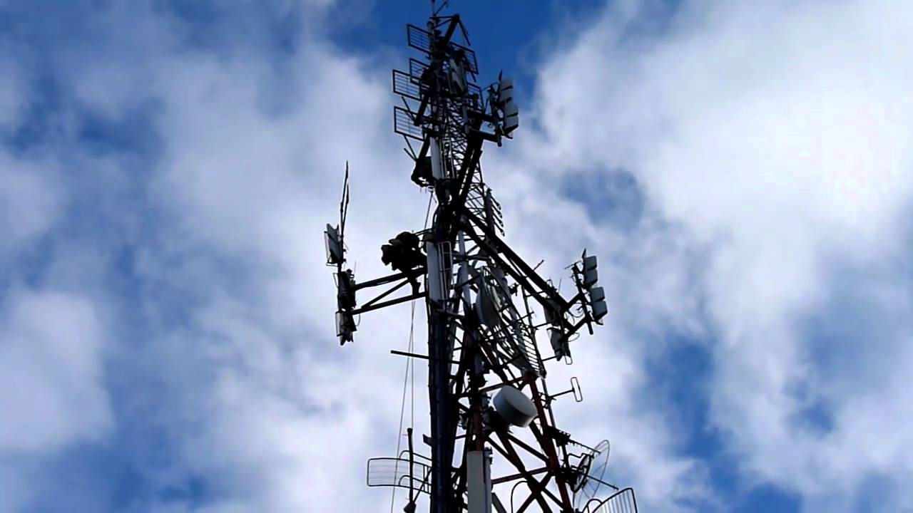 Tower Riggers at Cottle Hill Nanaimo - YouTube