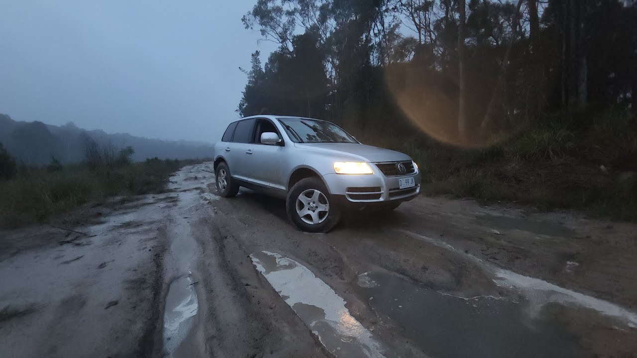 Buying a Used 2005 Vw touareg r5 tdi and taking it for a 4x4 test drive ...