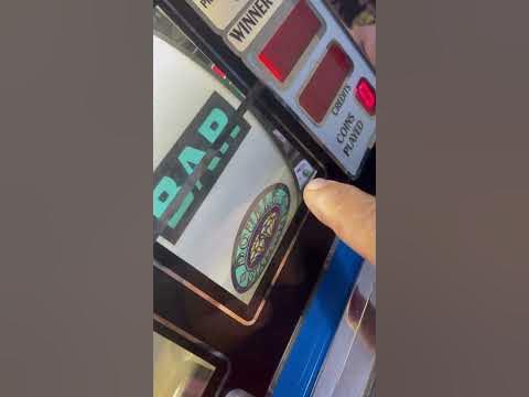IGT S+ Slot Machine Comparitor Green LED post machine reset and door ...