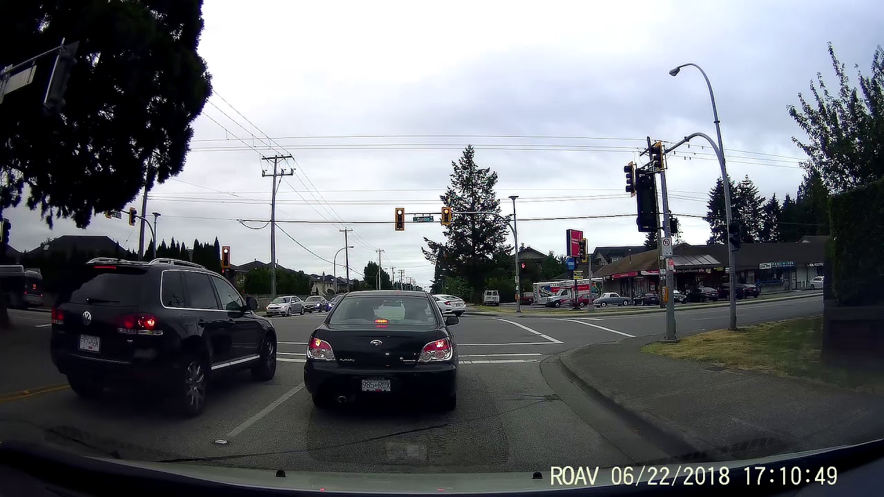 Run through red light - YouTube