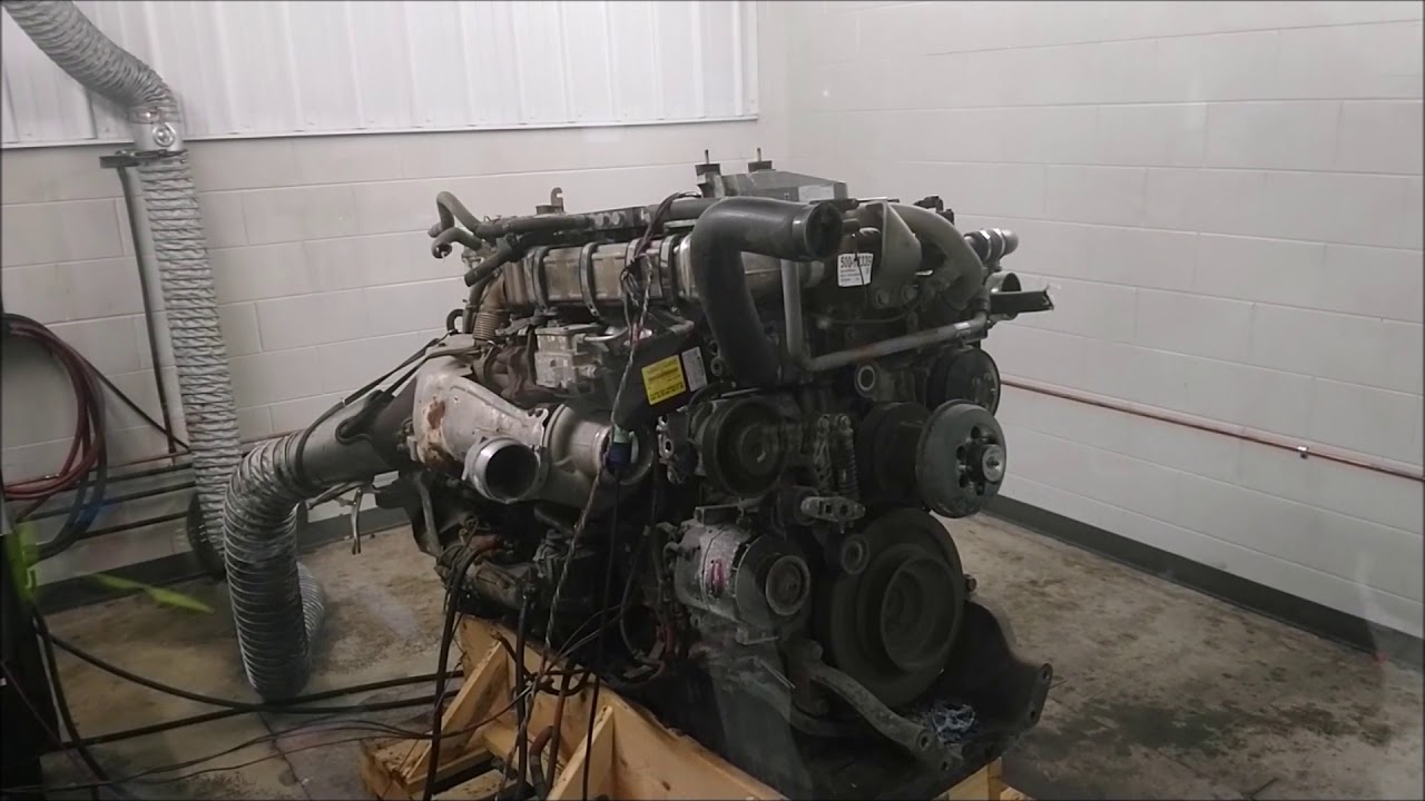 2011 Detroit Diesel DD15 Engine - YouTube