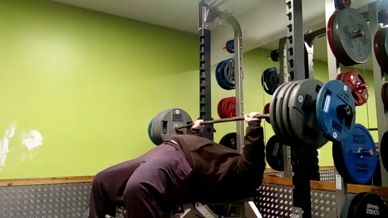 Bench press 2reps x 250kg set 2 - YouTube