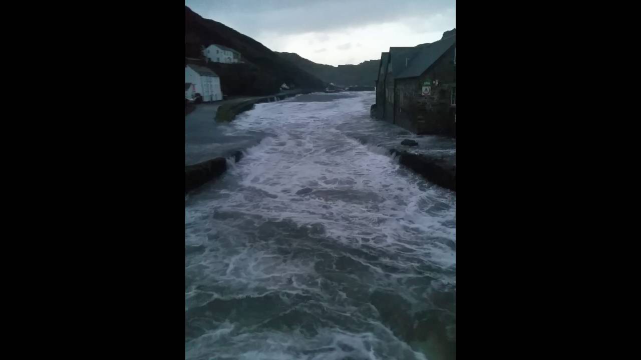 Storm Imogen - Boscastle, Cornwall - YouTube