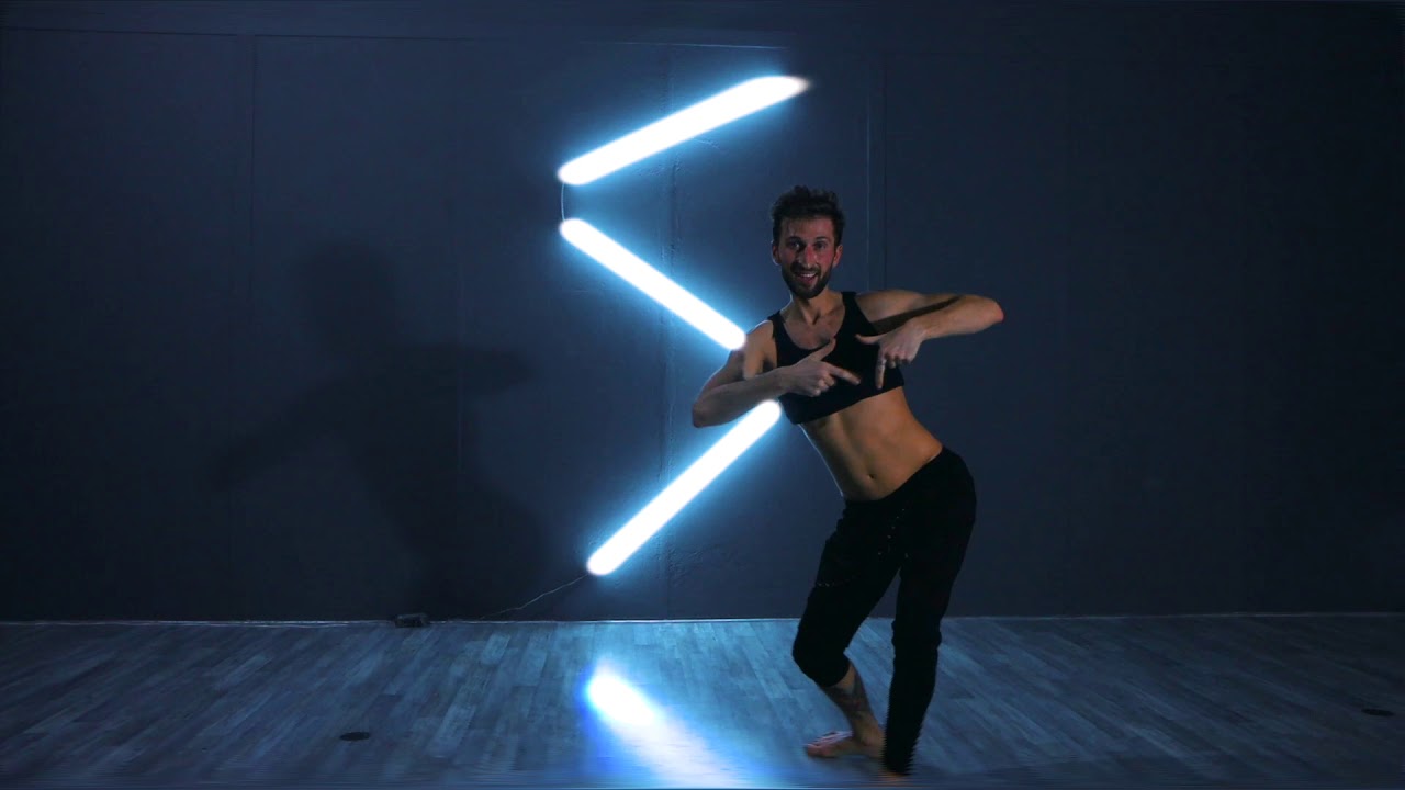 Sarkis proffesional dance - YouTube