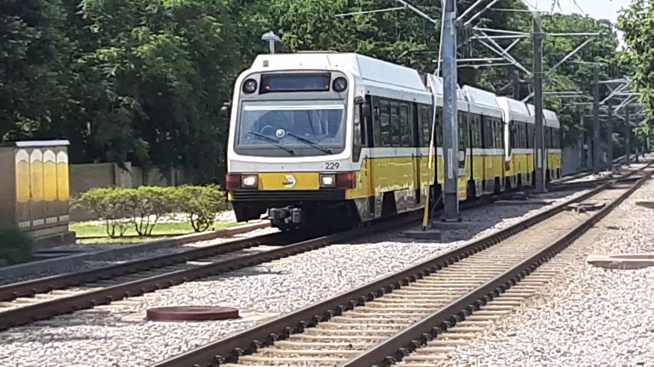 Dart Blue line At White Rock Station - YouTube