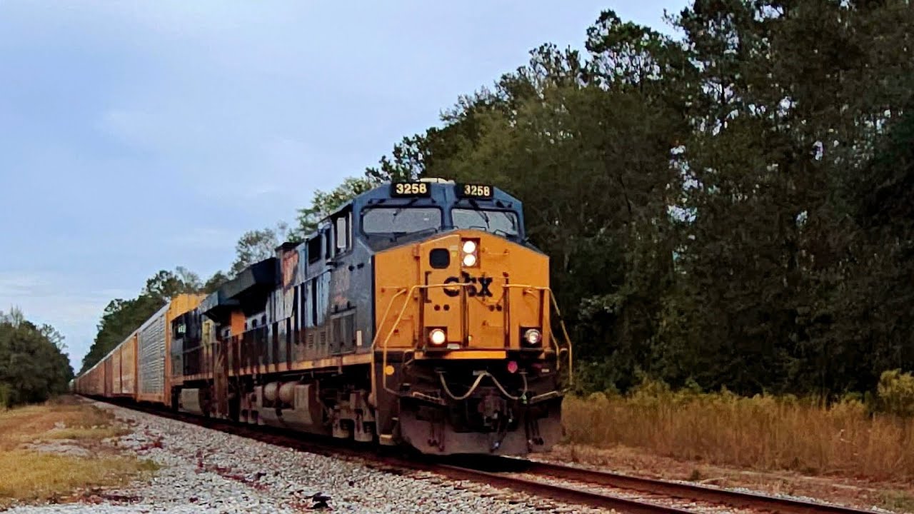 CSXT-M-210-10 - YouTube
