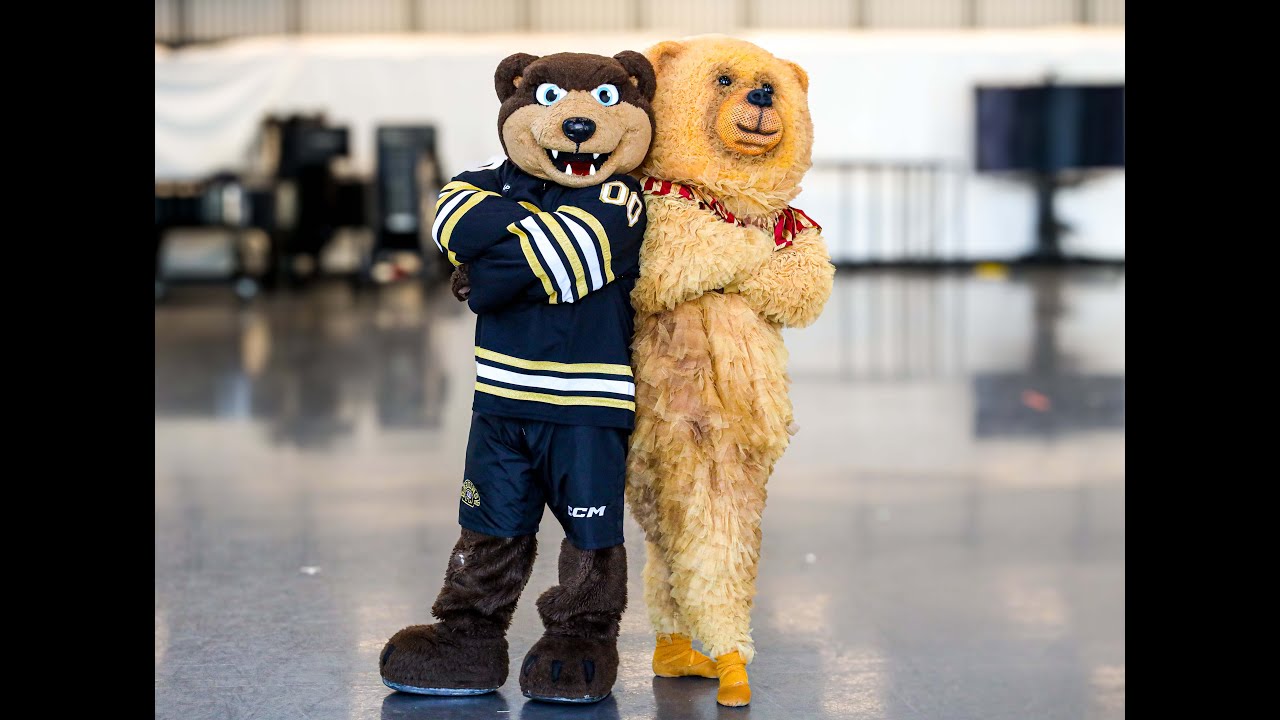 The Nutcracker | Blades and The Nutcracker Bear - YouTube