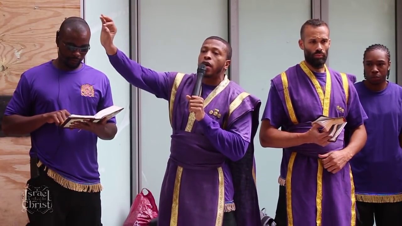 The Israelites: Edifying the people in Birmingham Bullring, UK - YouTube