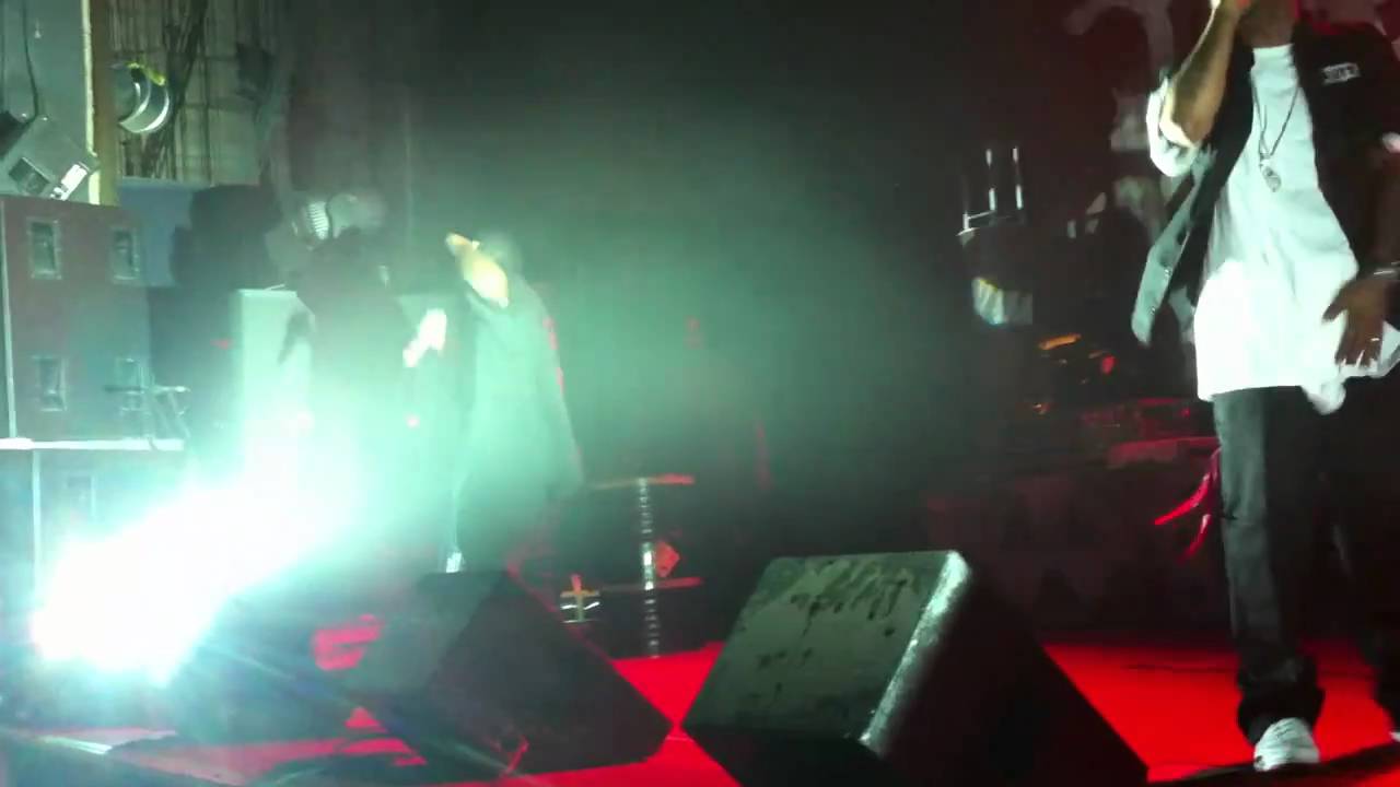 Tech N9ne Break Dancing - YouTube