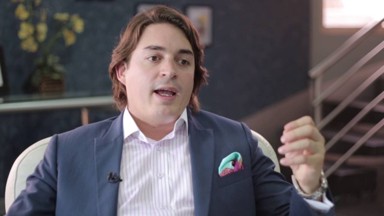 Entrevista Gio Isaza - YouTube