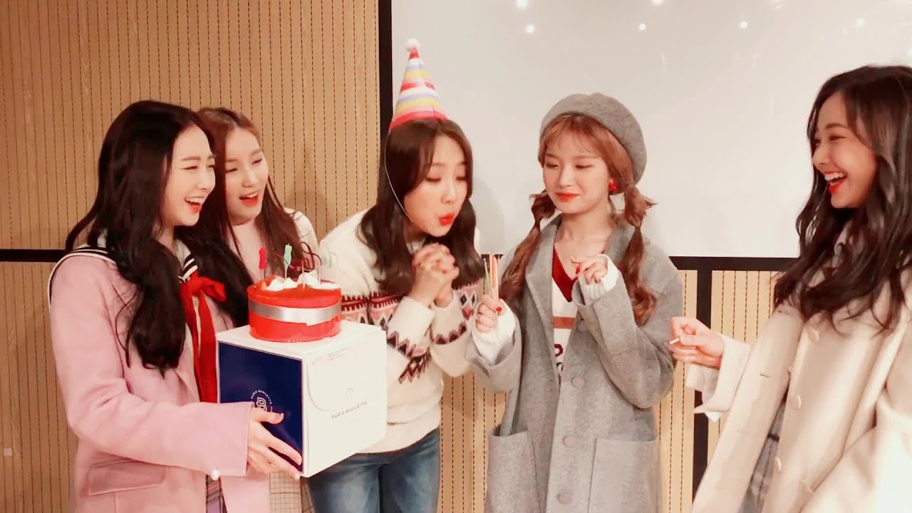 우리 가리니 생일 축하해~♥️🎂🎉 (엘리스 (ELRIS)/앨리스 (ALICE) 180106 VLIVE) - YouTube