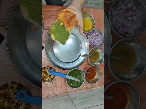 Kacchi Dabeli - The Spicy Indian Street Food You Need To Try|દાબેલી