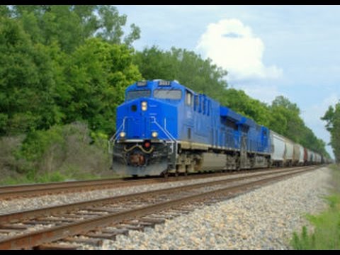 CN C701- GECX 2037 & 2039 North @ Jackson, MS. - YouTube