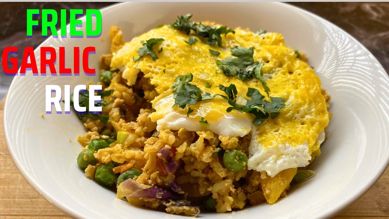 Fried Garlic Rice topped with an extra egg 🍳 - YouTube