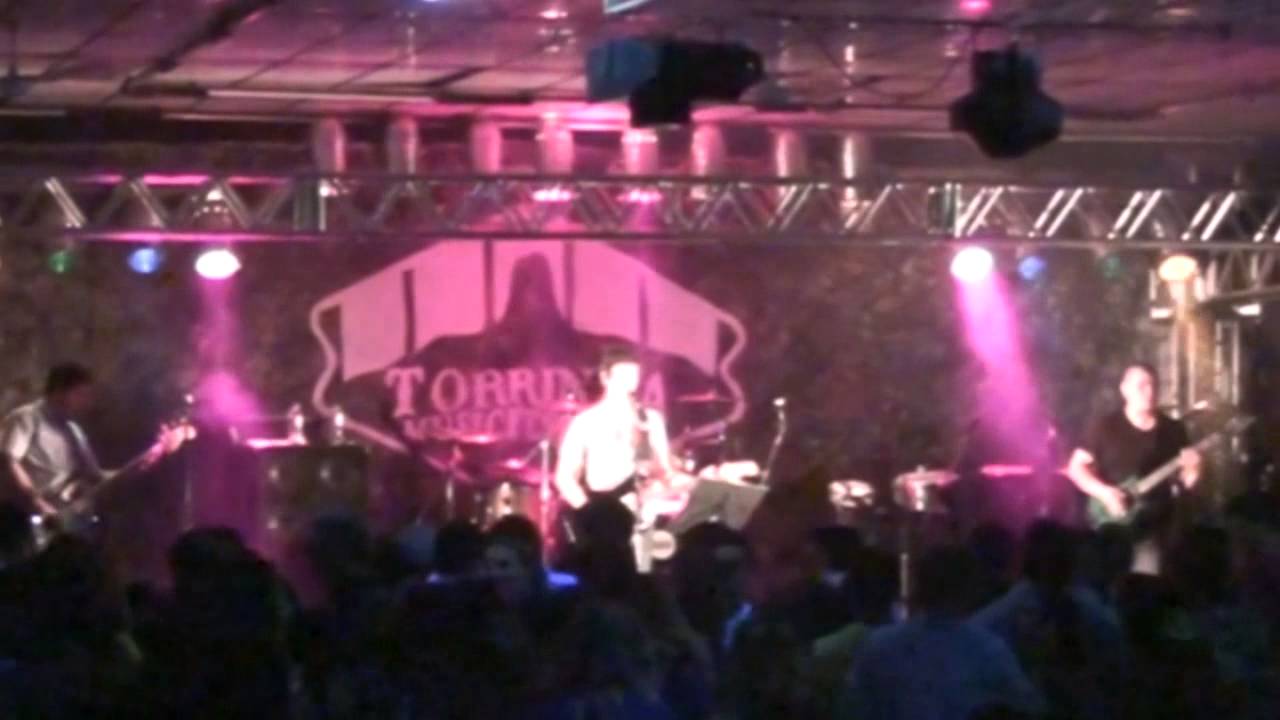 TMF - Hunter Ruffus Band - Speak (cover Godsmack) - YouTube