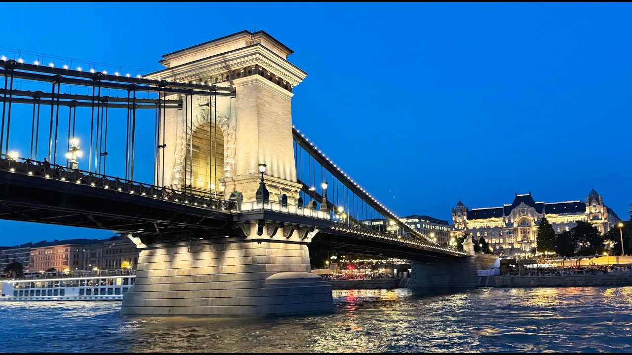 Lions Bridge in Budapest - One of the MOST IMPRESSIVE Bridges in the ...
