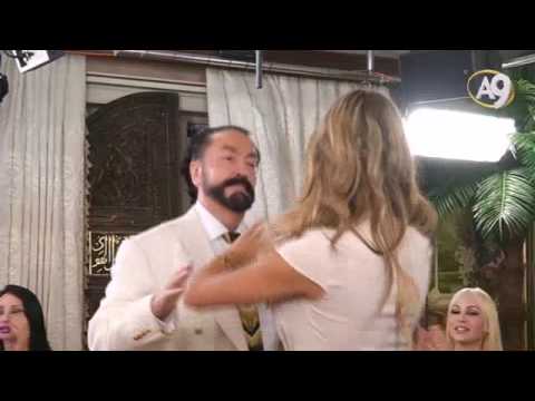 Amerikalı güzelin Adnan Oktar ile muhteşem dansı!