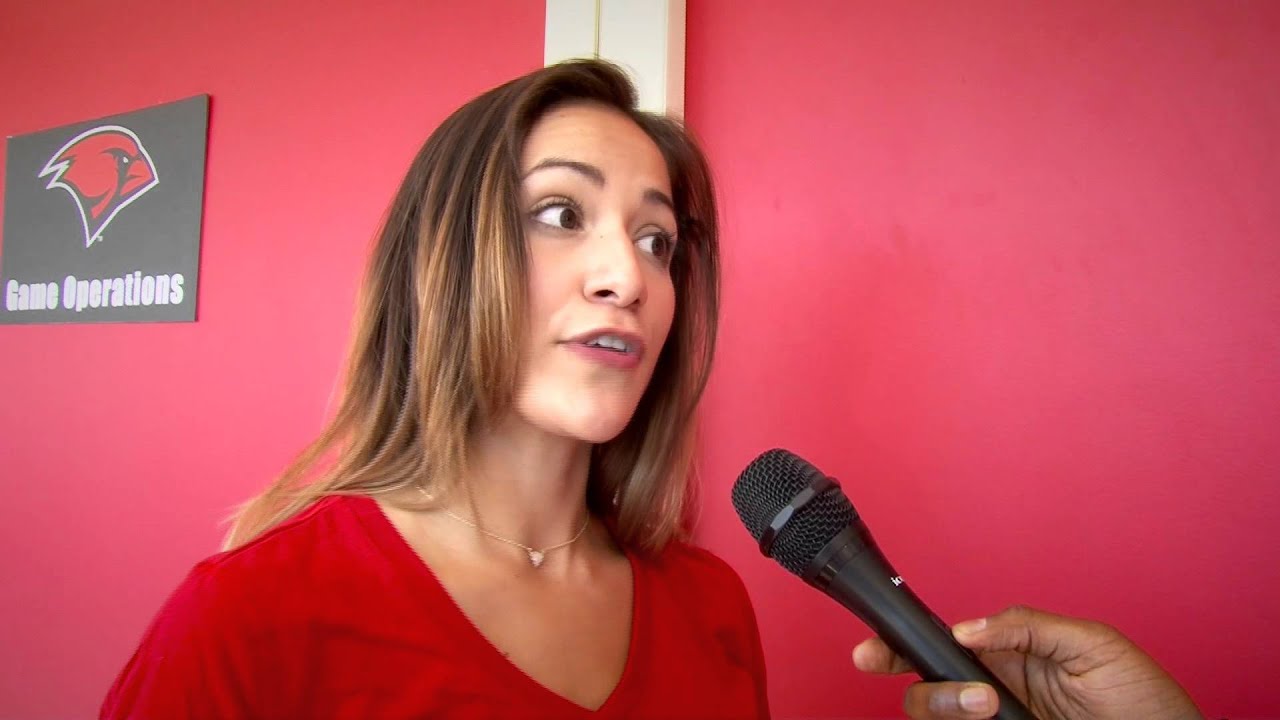 UIW Female Athlete of the Week - Rainy Castaneda - YouTube