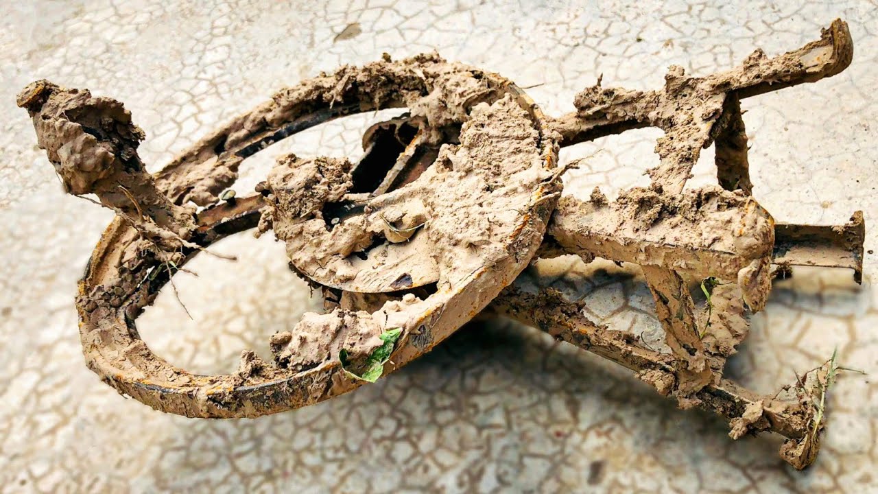 Impossible Restoration! Rusty And Fully Jammed Chaff Cutter Restoration ...