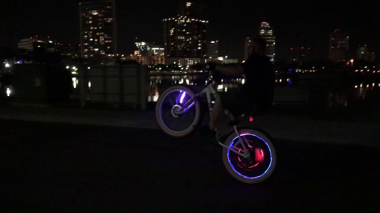 Wheelie monster- SE Bikes Fat Ripper 26 - YouTube