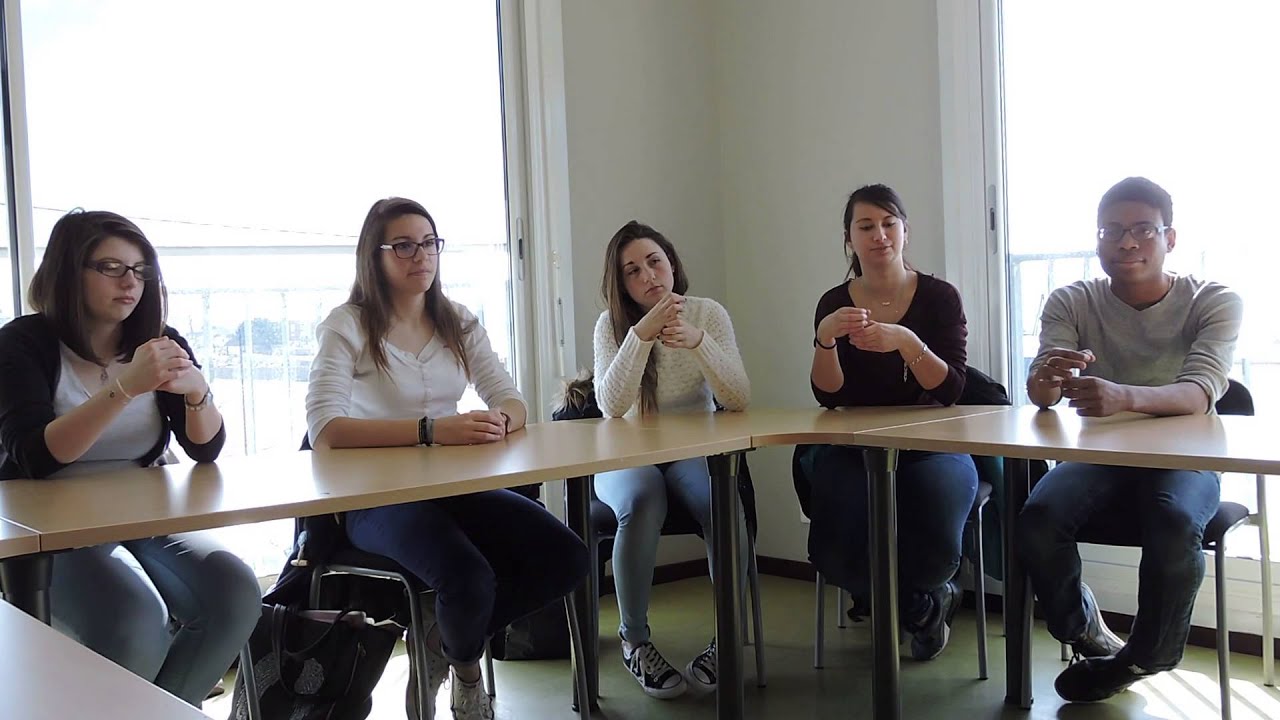 Langage des signes au lycée professionnel et agricole de Neufchâtel-en ...