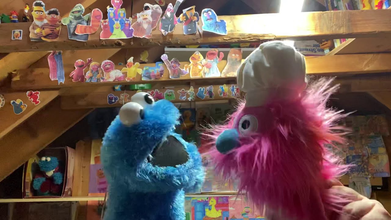 Cookie Monster and Gonger Sing Peanut Butter - YouTube