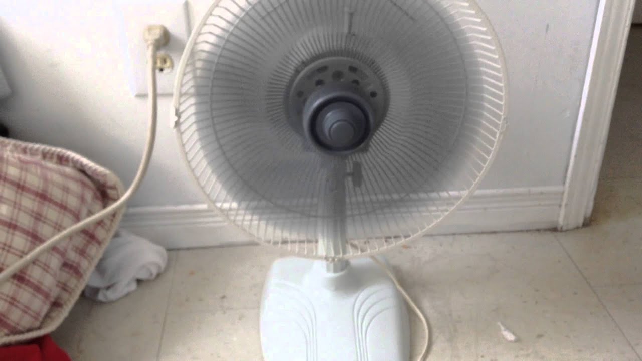 1997 Super 12" Desk Fan - YouTube