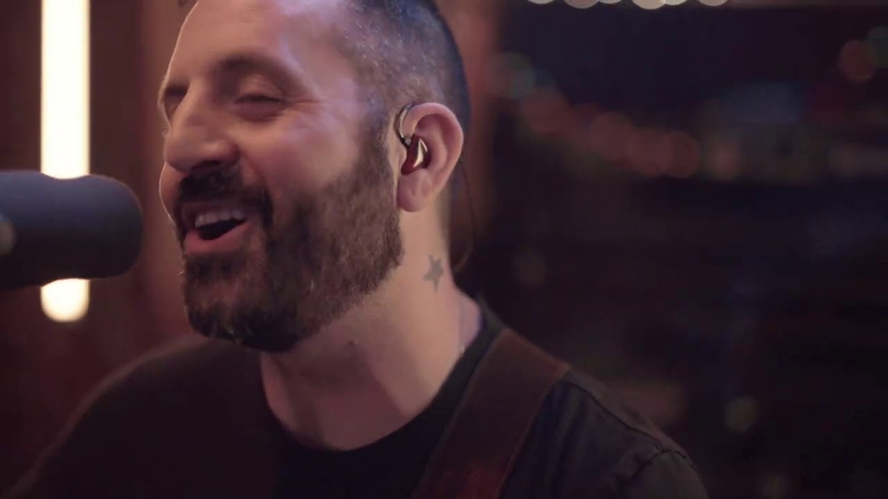 Bayside - Prayers (Live) - YouTube