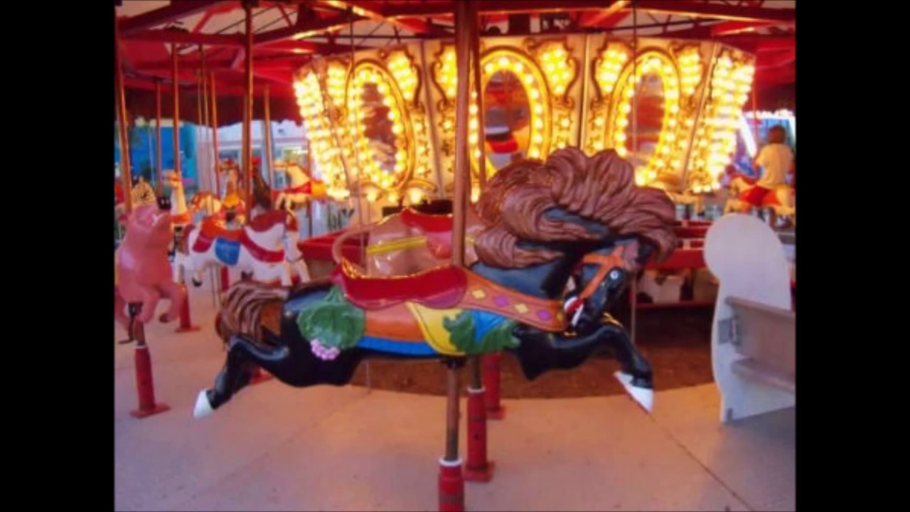 Theel Carousel - YouTube