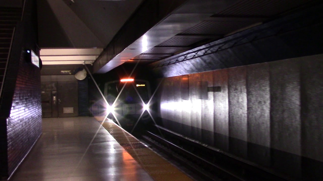 BART Train - D Car Bombardier #3046 Warm Springs Bound Orange Line ...