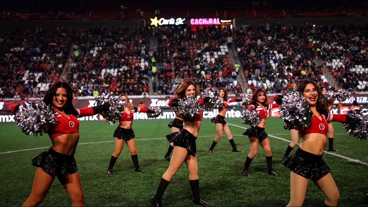 JUMPIN' - PITBULL FT. LIL JON / XOLOGIRLS - YouTube