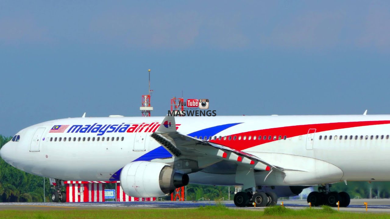 ATC Malaysia Airlines Airbus A330-323 9M-MTI Takeoff KLIA KUL WMKK ...