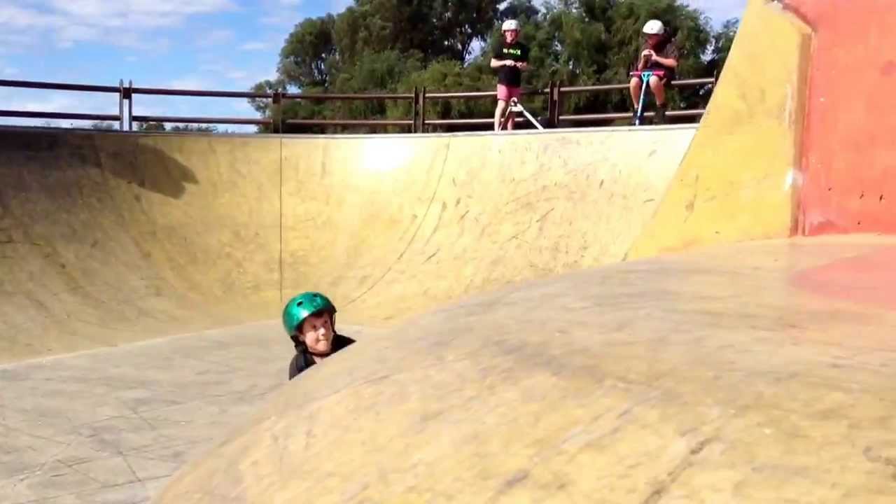 CJ @ ocean reef skate park - YouTube
