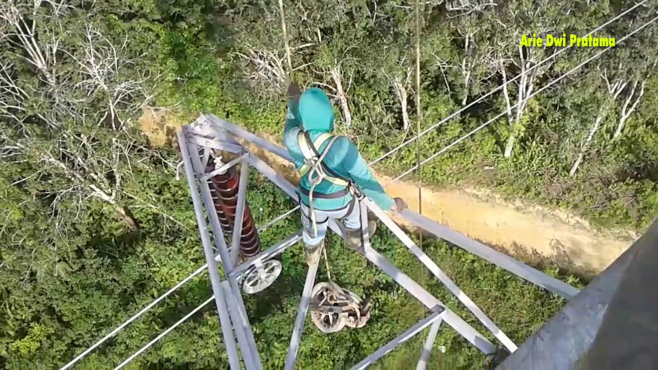 PROSES CLAMPING KONDUKTOR MENARA SUTET - YouTube