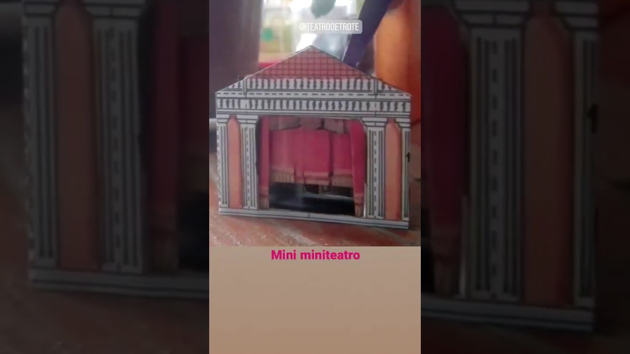 mini teatro - YouTube