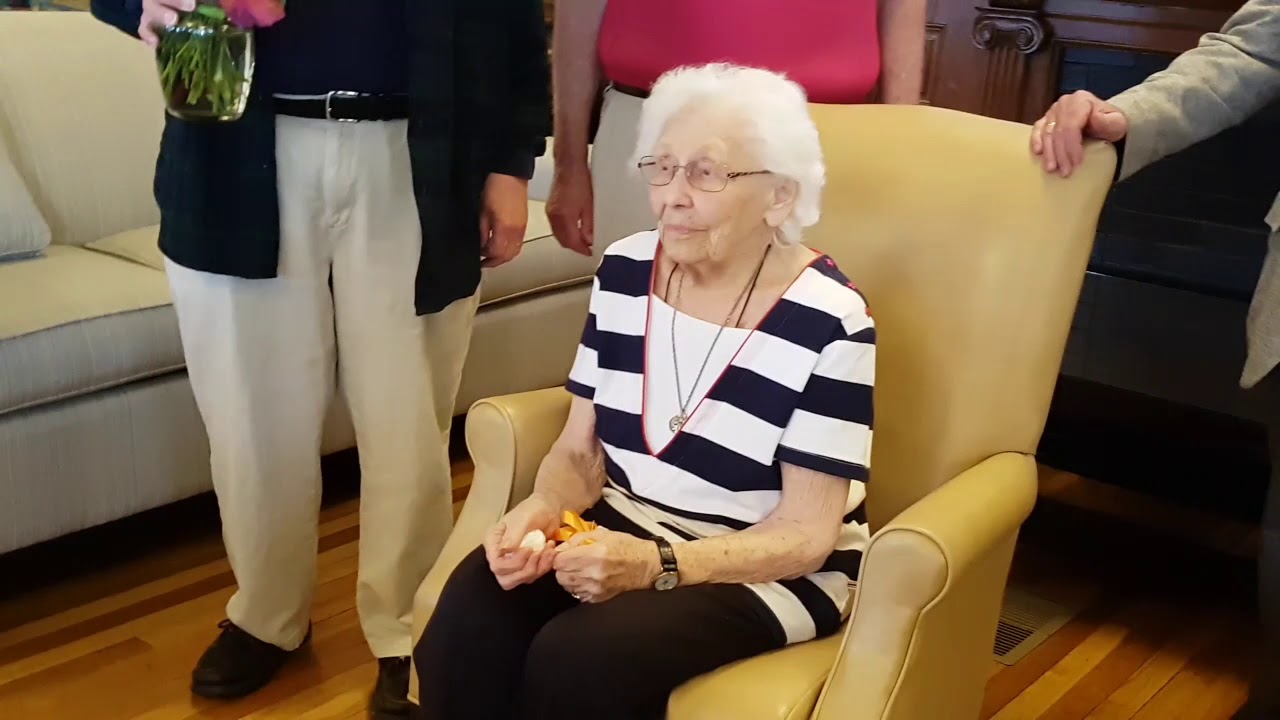 Mary Dudek's 103rd birthday party - YouTube