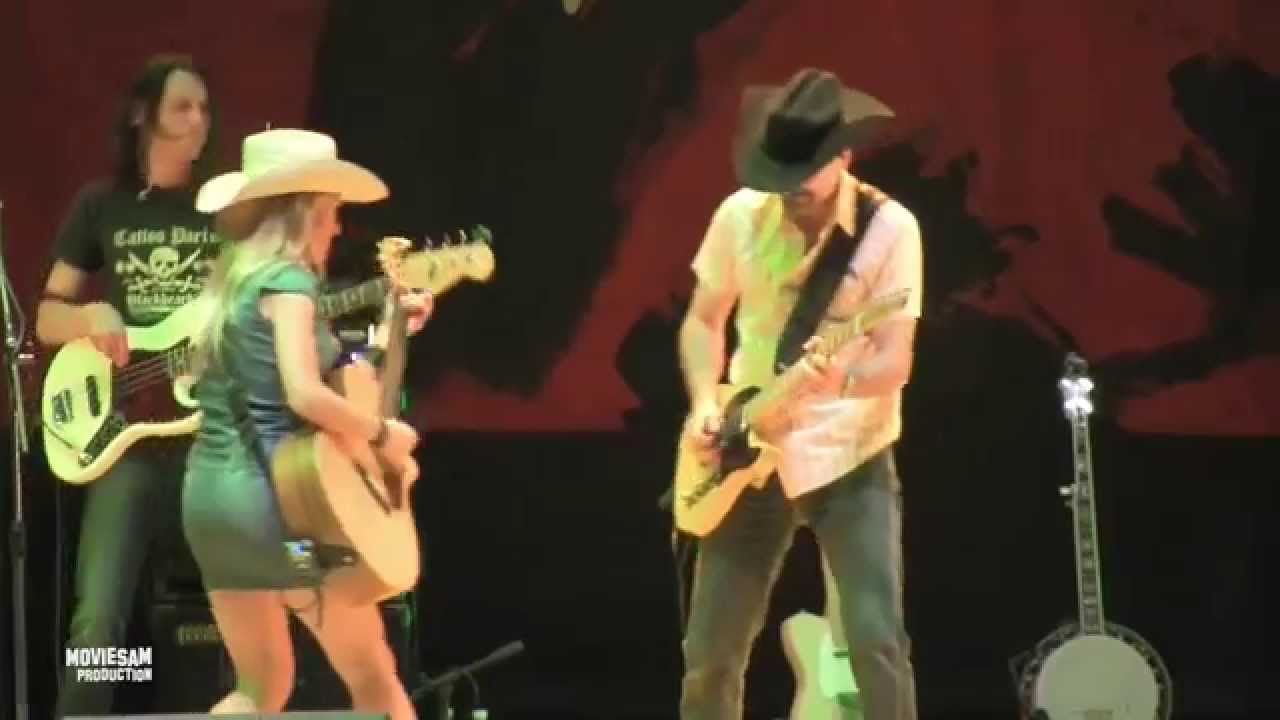Silverado New Country Band - Billy The Kid (Live) - YouTube