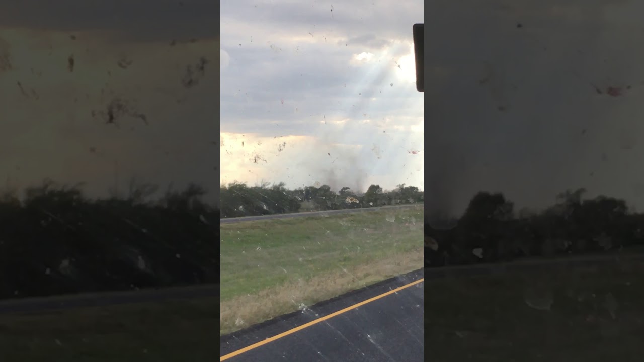 Tornado starting - YouTube