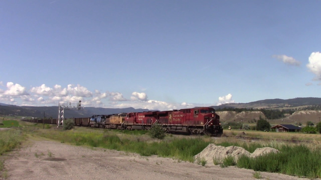 Cool lash! CP 8555 East, Train 860 Highballs Pritchard BC. CPR Shuswap Subdivision: - YouTube
