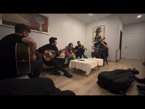 Merve Özbey - Çat Kapı (Cover)