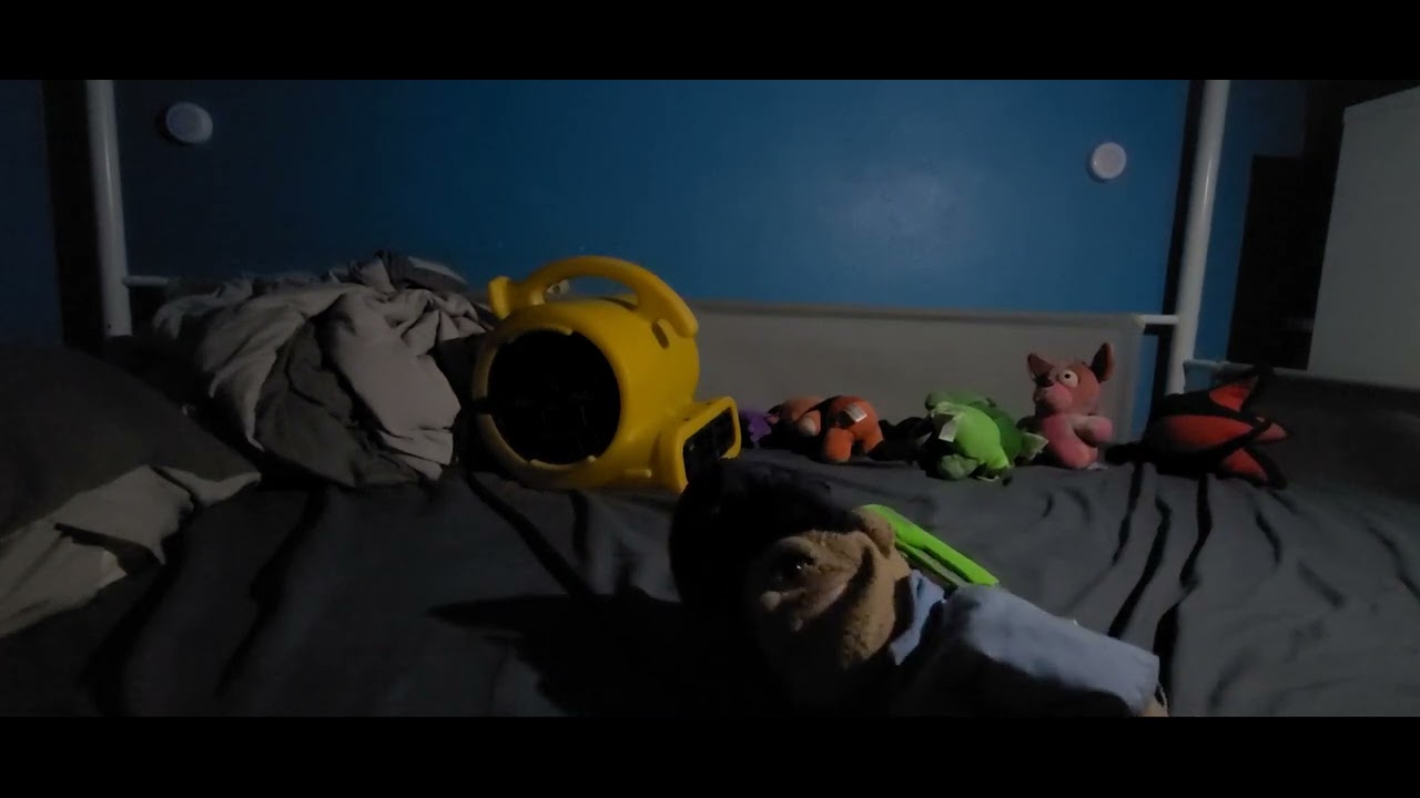 part 2 huggy attack - YouTube