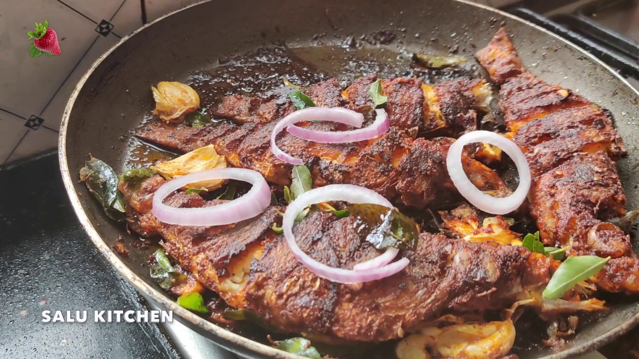 Chemmeen Roast, Cabbage Thoran, Vellarikka Moru | 4 Simple Naadan Lunch ...