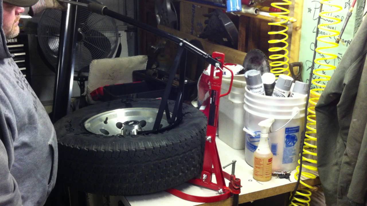 Harbor Freight Bead Breaker Review Part 2 - YouTube