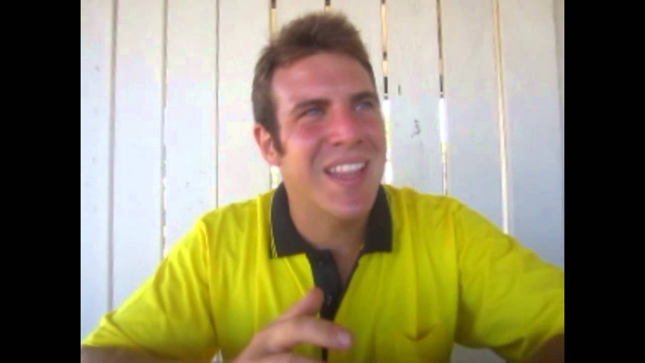 Marco in Australia - 17 - Primi giorni da muratore - Parte 2 - YouTube