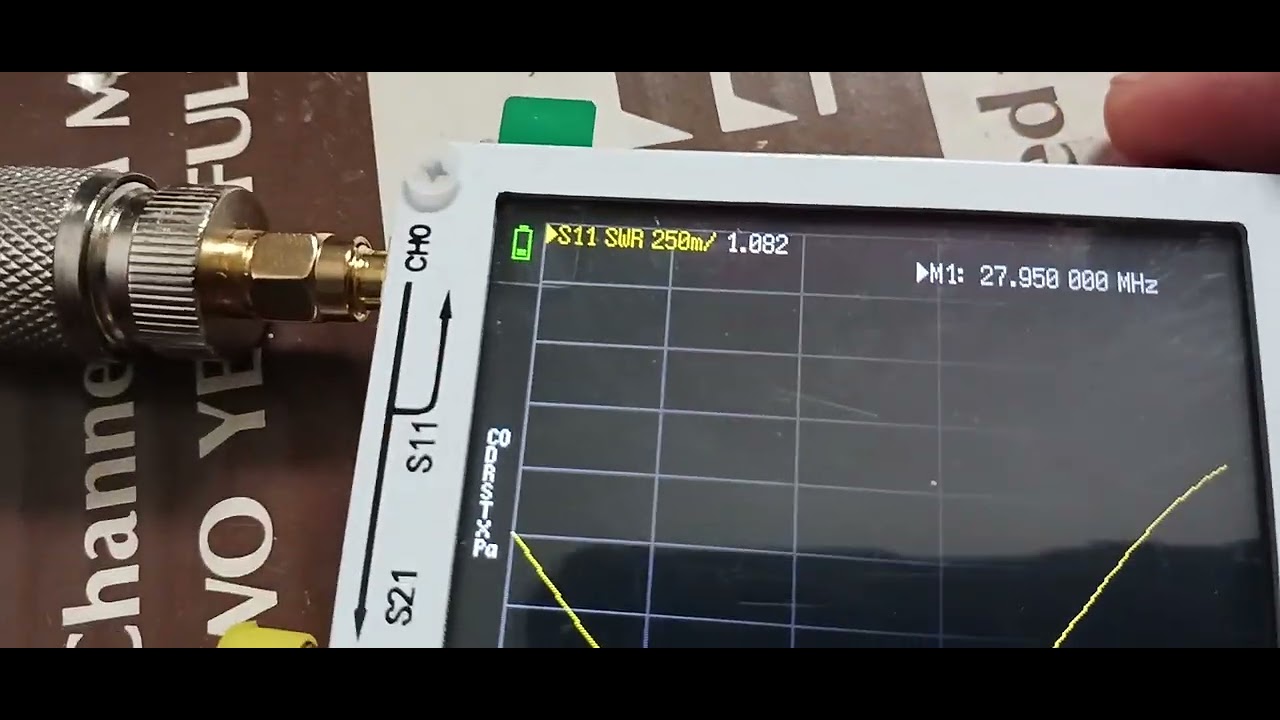 VSWR check on the new NANO VNA! DRX111 5/8 antenna for 11m - YouTube