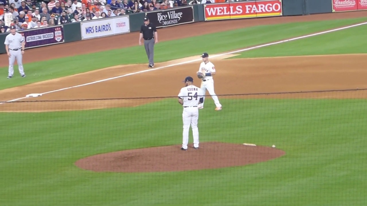 Roberto Osuna pitching vs. Aaron Judge...Astros vs. Yankees...final 2 ...