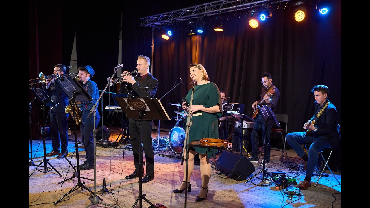 BBB - Bumble Bee Band, živá kapela na ples - YouTube